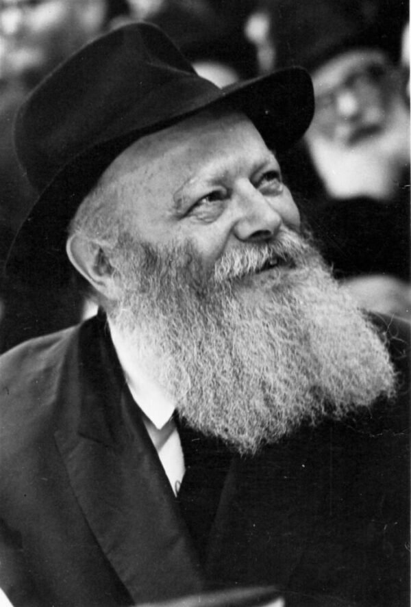 Rebbe | Leviim Gallery